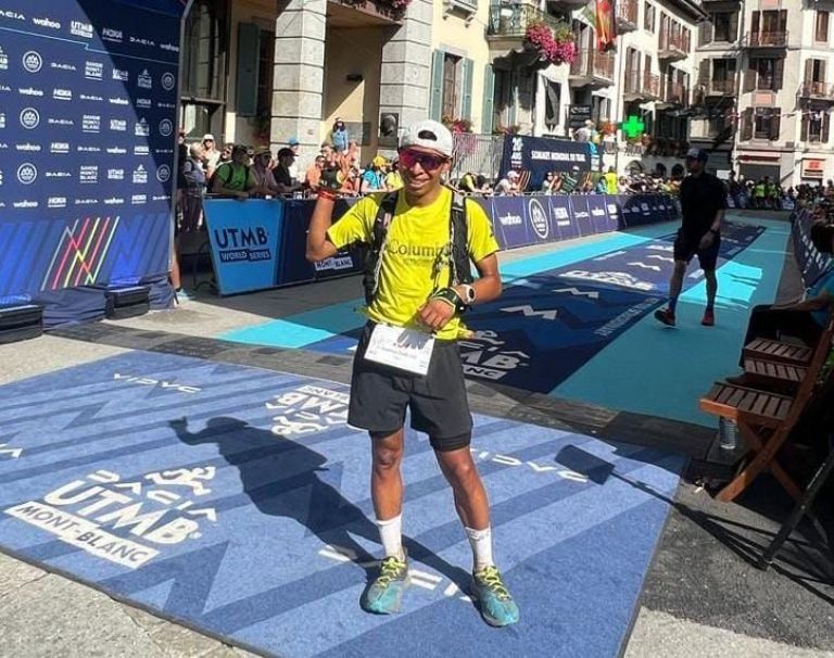 Top 15 en la Ultra Trail Mont Blanc para Santos Gabriel Rueda que sigue ...