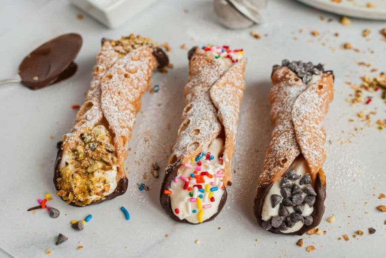 Aprendé a hacer cannoli, típico de la cocina italiana | Diario El ...