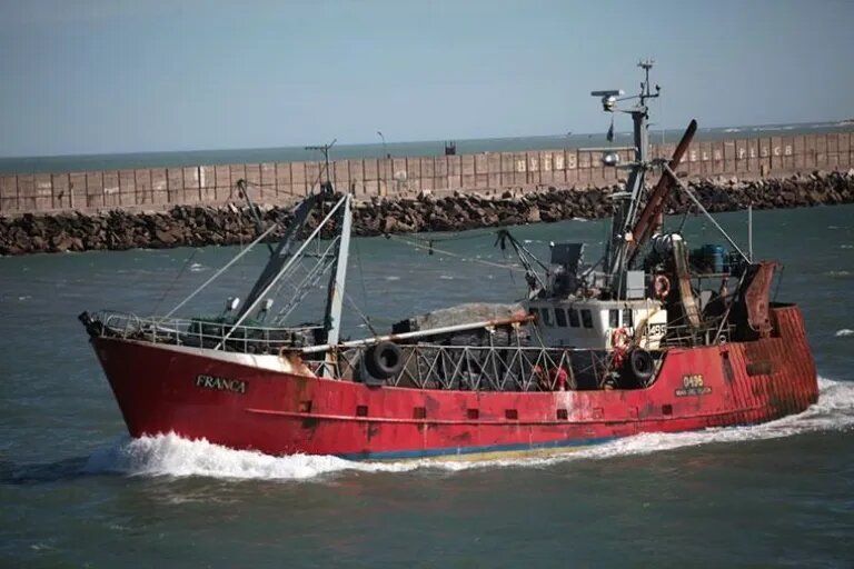 Chocaron dos barcos: la tripulación ilesa | Diario El Cordillerano