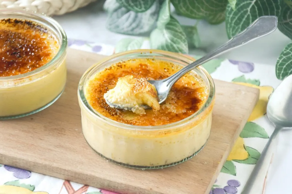 Un postre exquisito: hacé crème brûlée con sólo 3 ingredientes | Diario ...