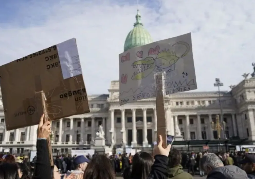 Se movilizarán en todo el país contra el veto presidencial a la Ley de ...