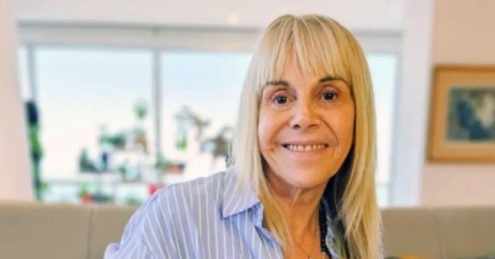 Las fotos de la increíble mansión en la que vive sola Claudia Villafañe ...