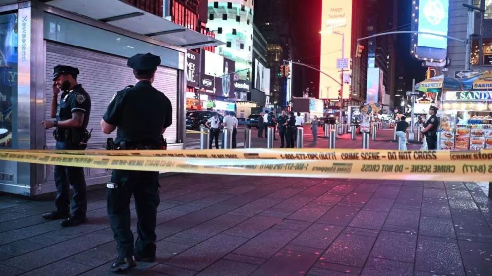 VIDEO. Pánico en Nueva York: un adolescente de 17 años abrió fuego en Times Square y dejó al ...