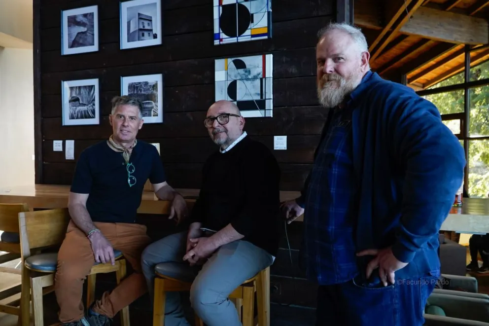 “En obra”, líneas rectas que conducen al corazón | Diario El Cordillerano